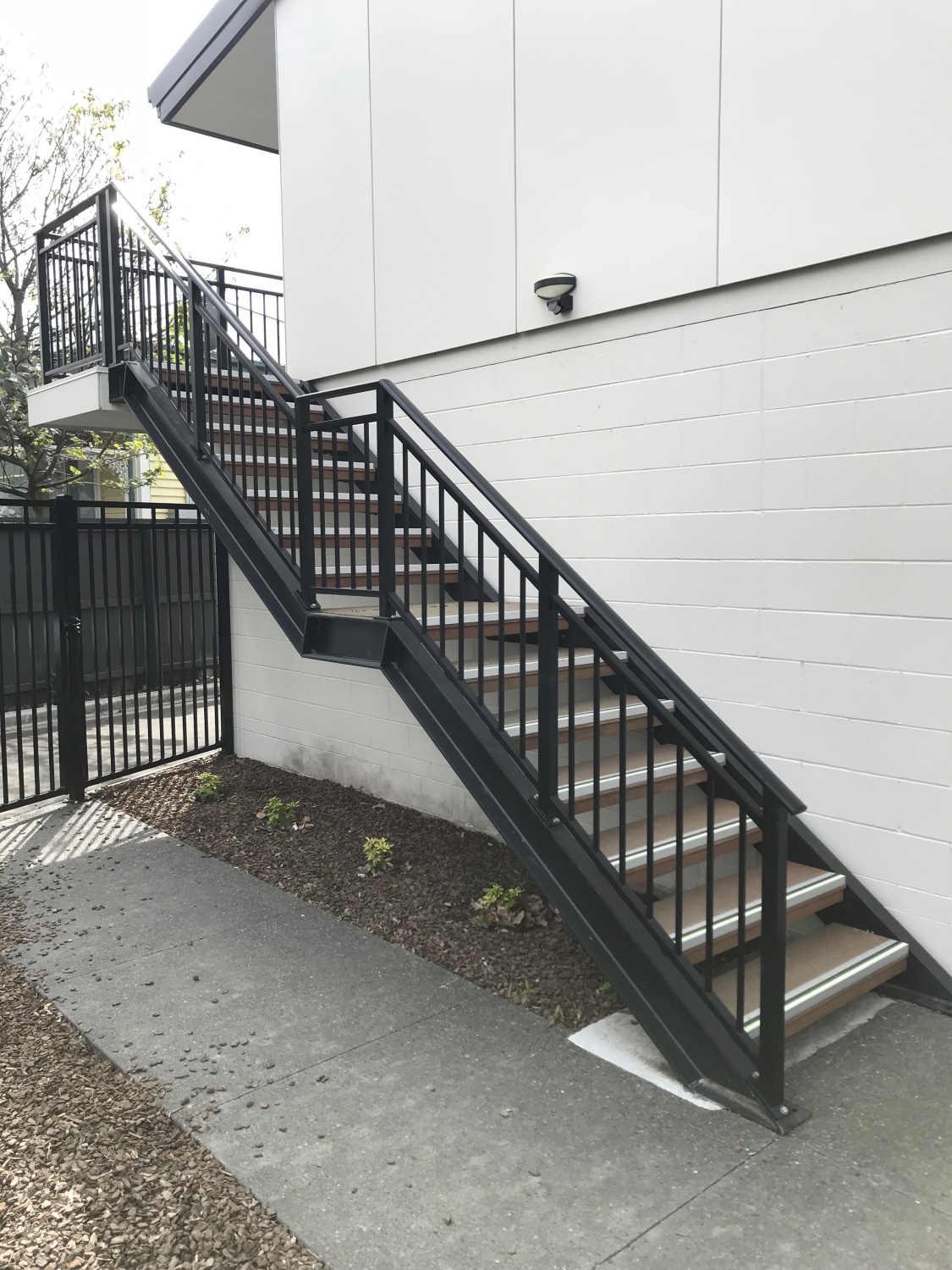 Canterbury Balustrade Aluminium Framed Windsor External Stair Muilt ...