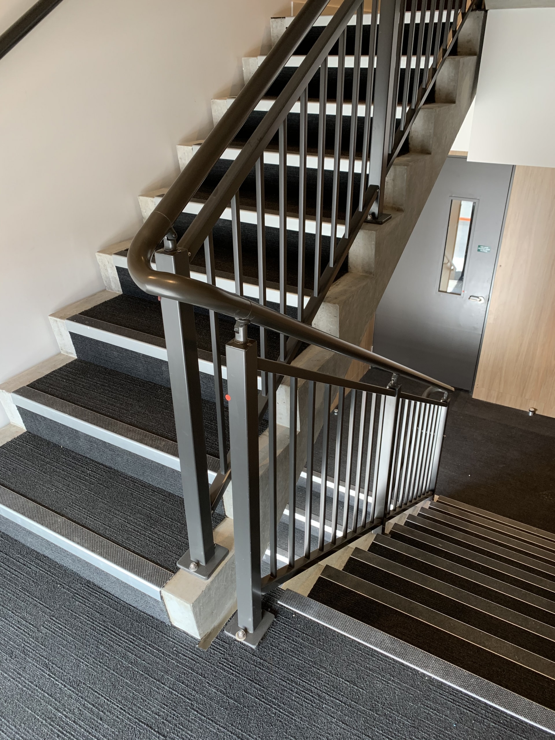 Canterbury Balustrade Aluminium Framed Windsor Internal Stair Round Top ...