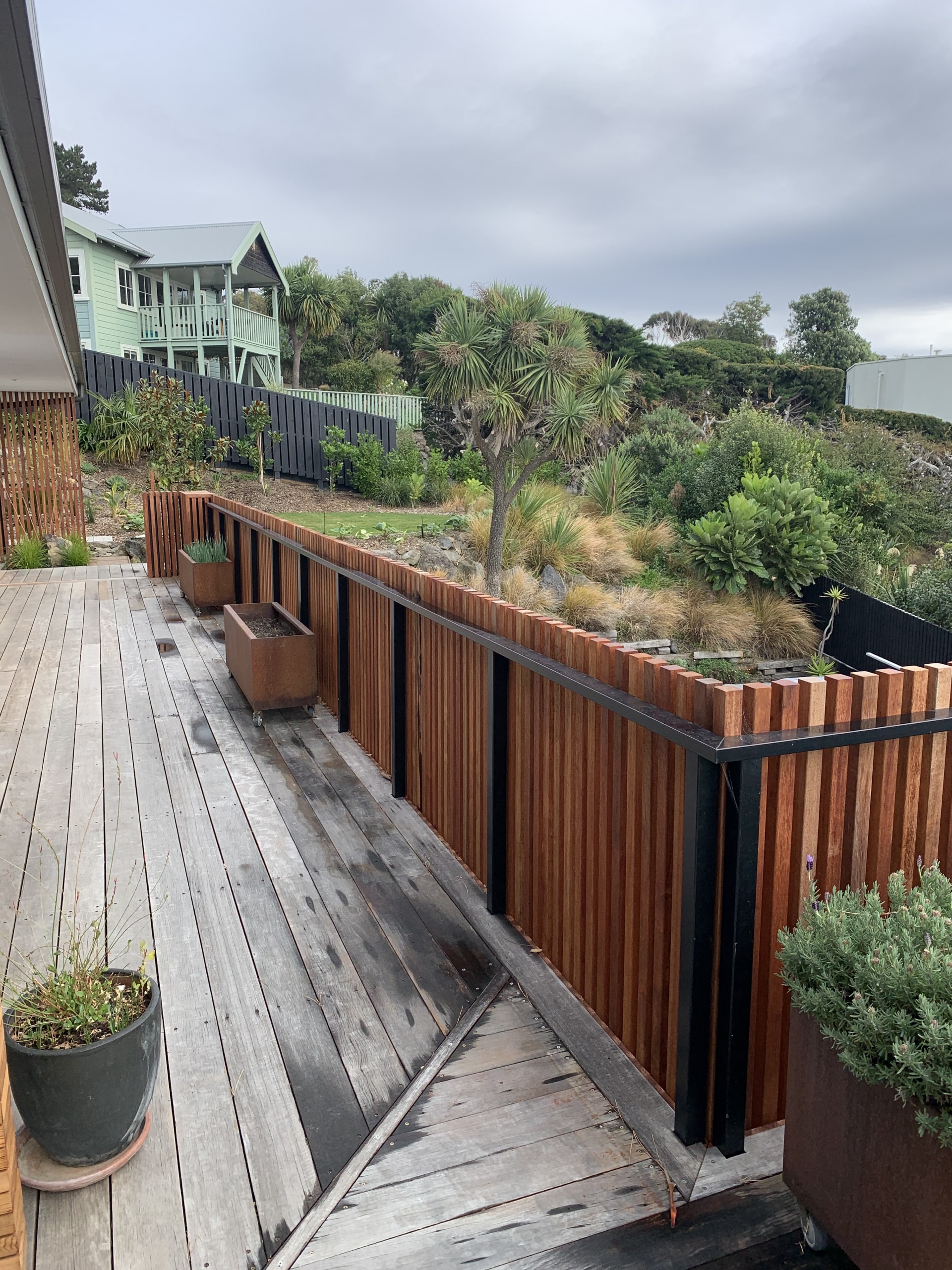 Canterbury Balustrade Custom Timber Slat Aluminium frame 1 | Canterbury ...