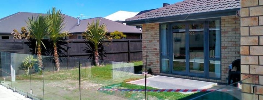 GlasStrut Mini Post | Canterbury Balustrades