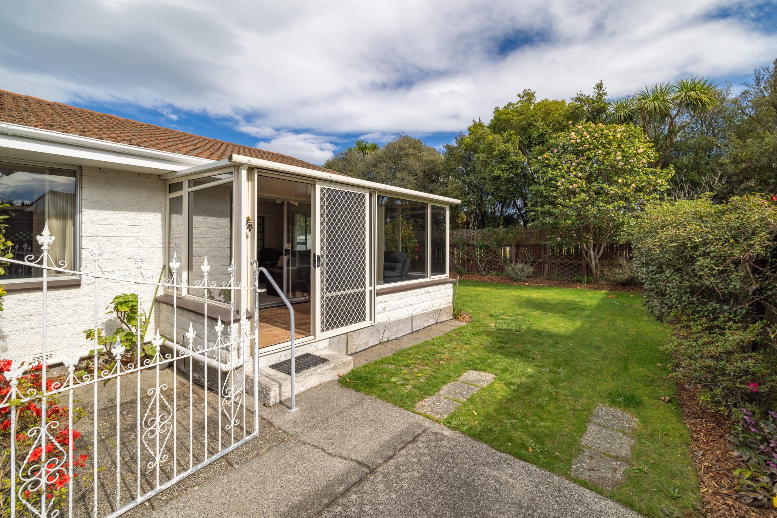 2/45 Valecrest Avenue, Parklands - Shaun + Liam | Bayleys Real Estate